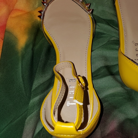 Tiara | Shoes | Tiara Mustard Yellow Clear Toe Spike Design Shoe | Poshmark